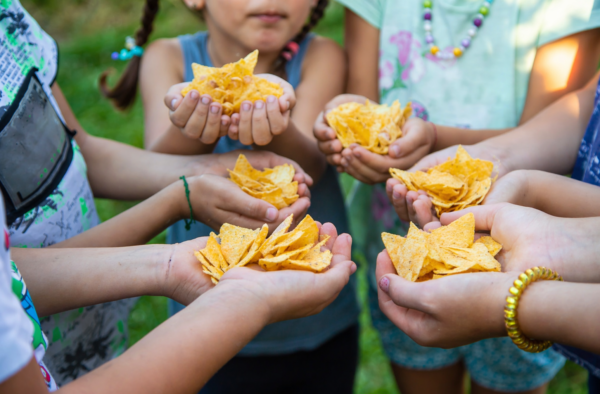 Nacho Bar for a Party: Calculator + Setup Guide for 10–100 Guests ...